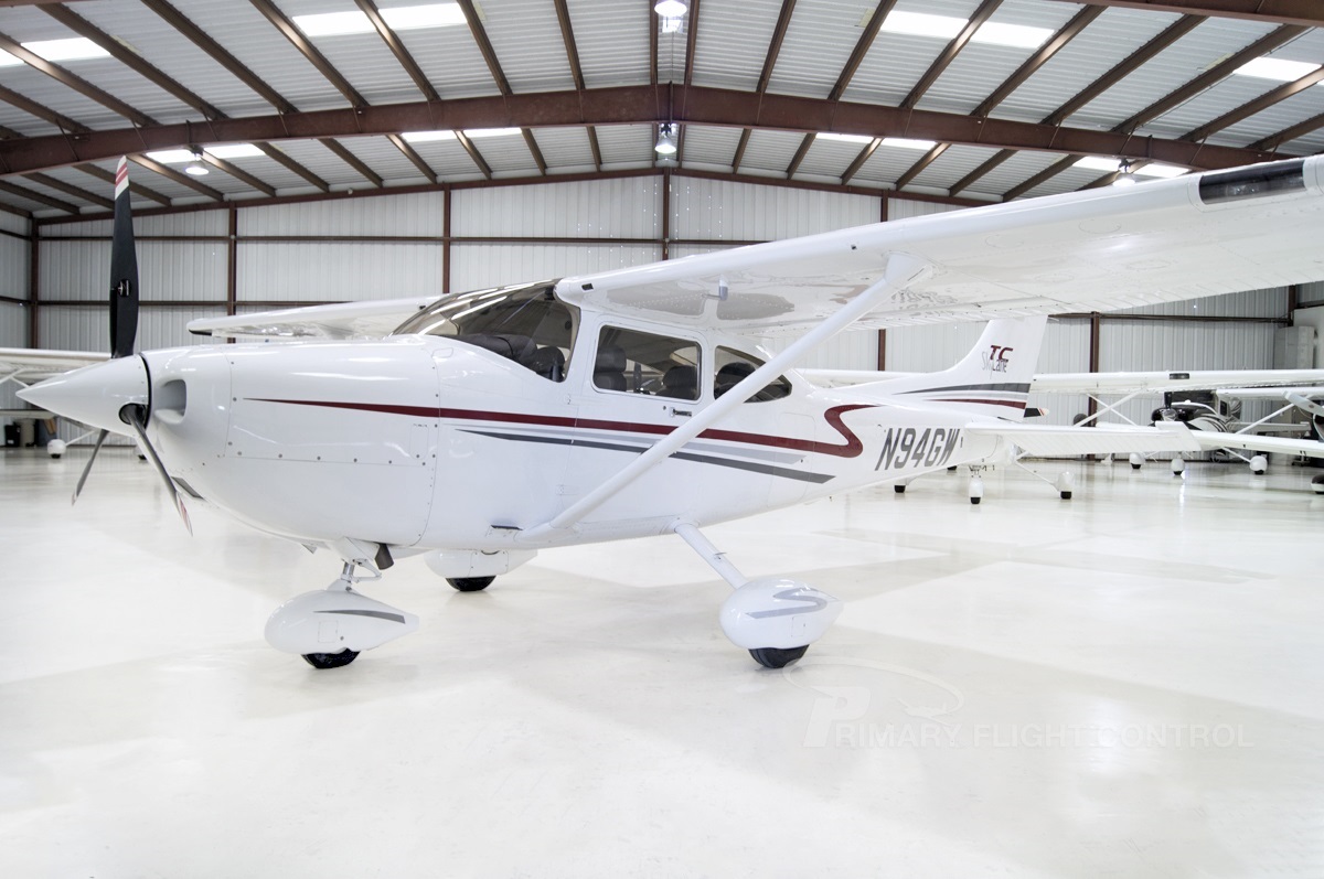 Airplane For Sale - 2001 Cessna T182T