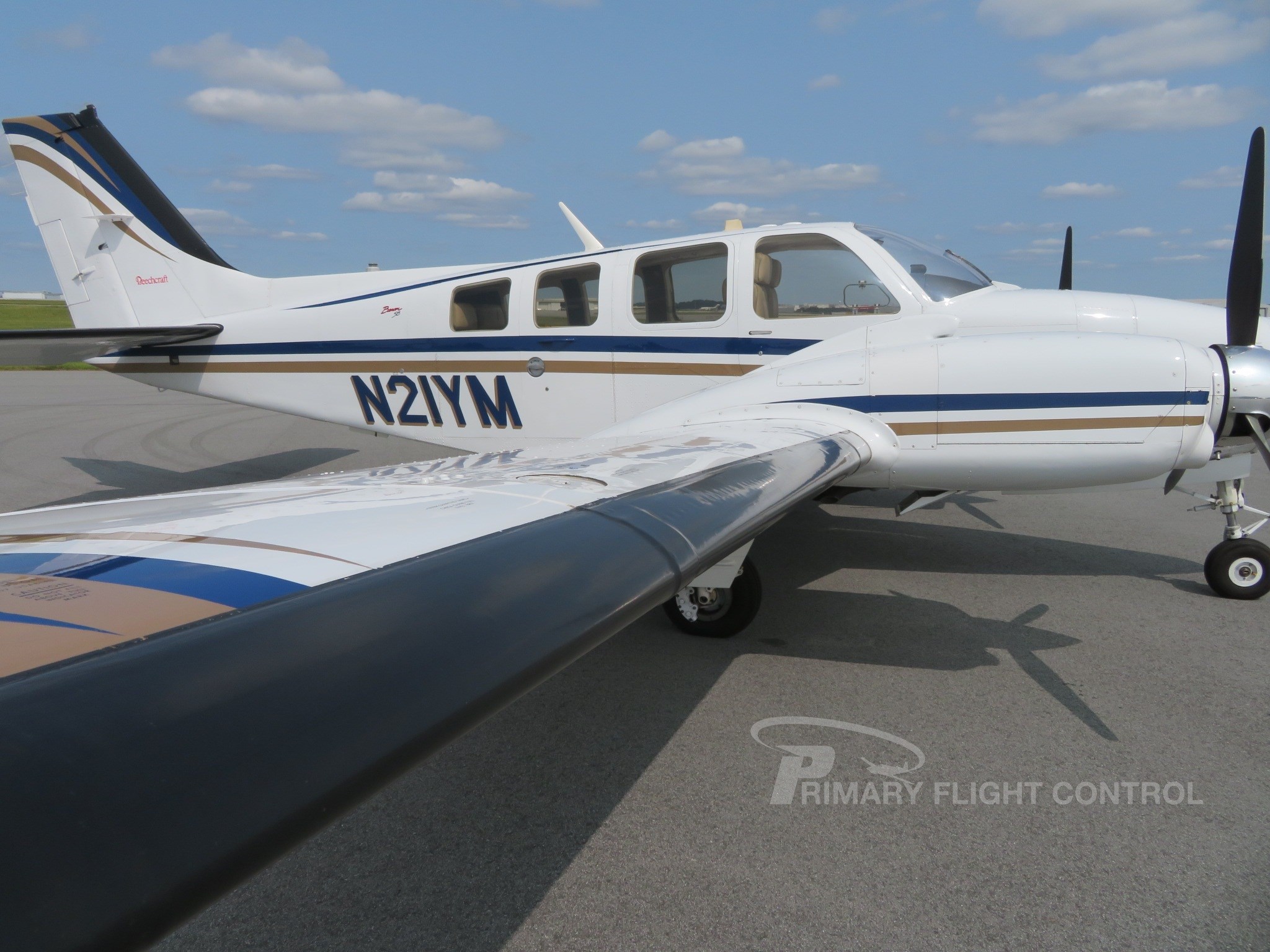 Airplane For Sale - 2001 Beechcraft B58 Baron
